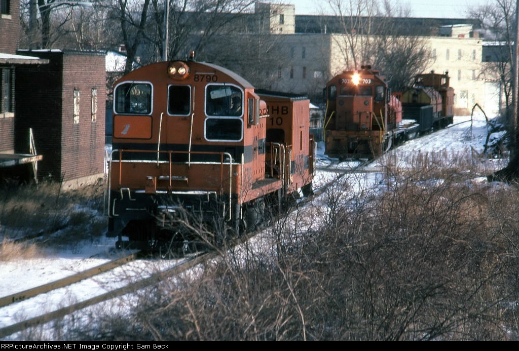 Orange Crush at State Line Interlocking